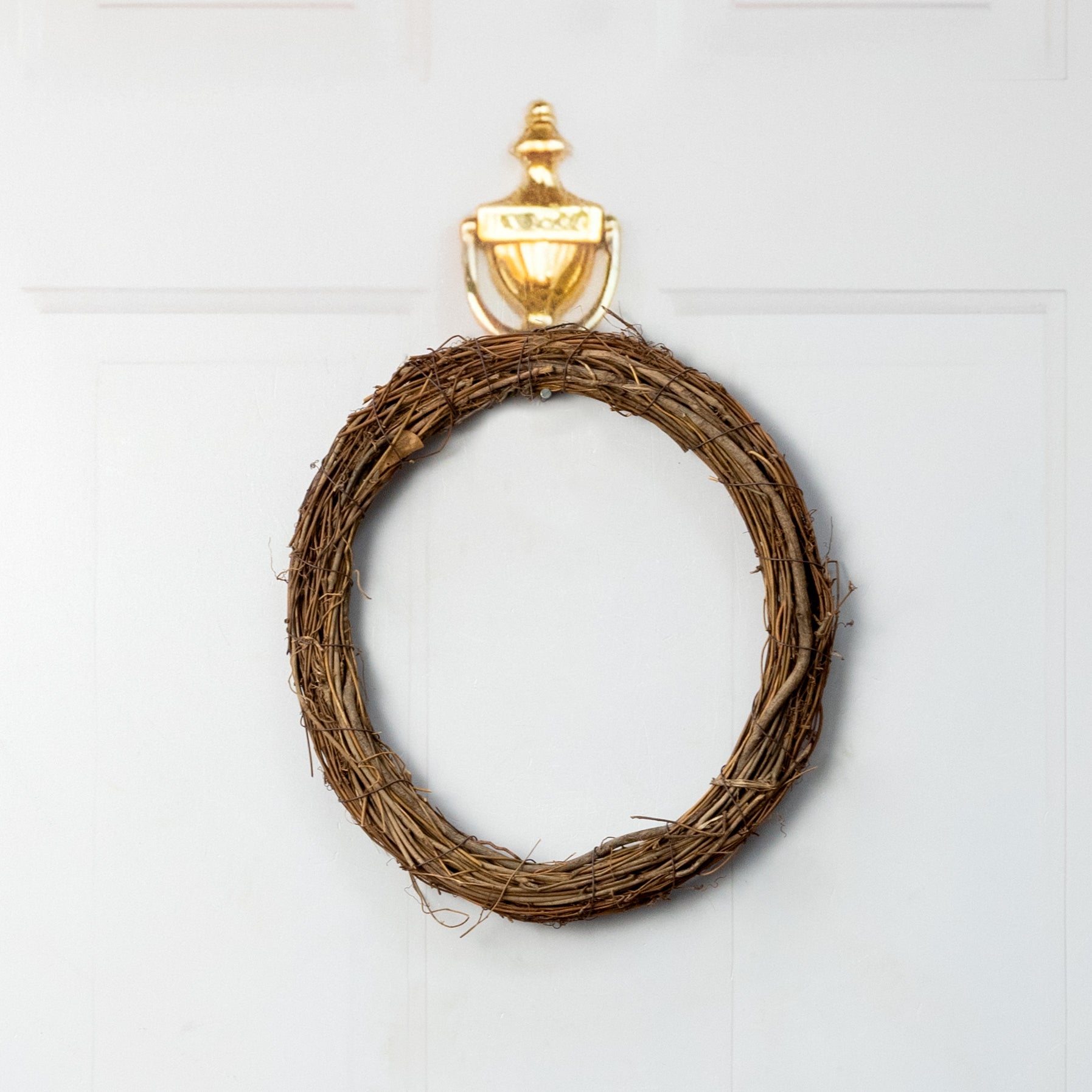 12" Angel Vine Wreath Form