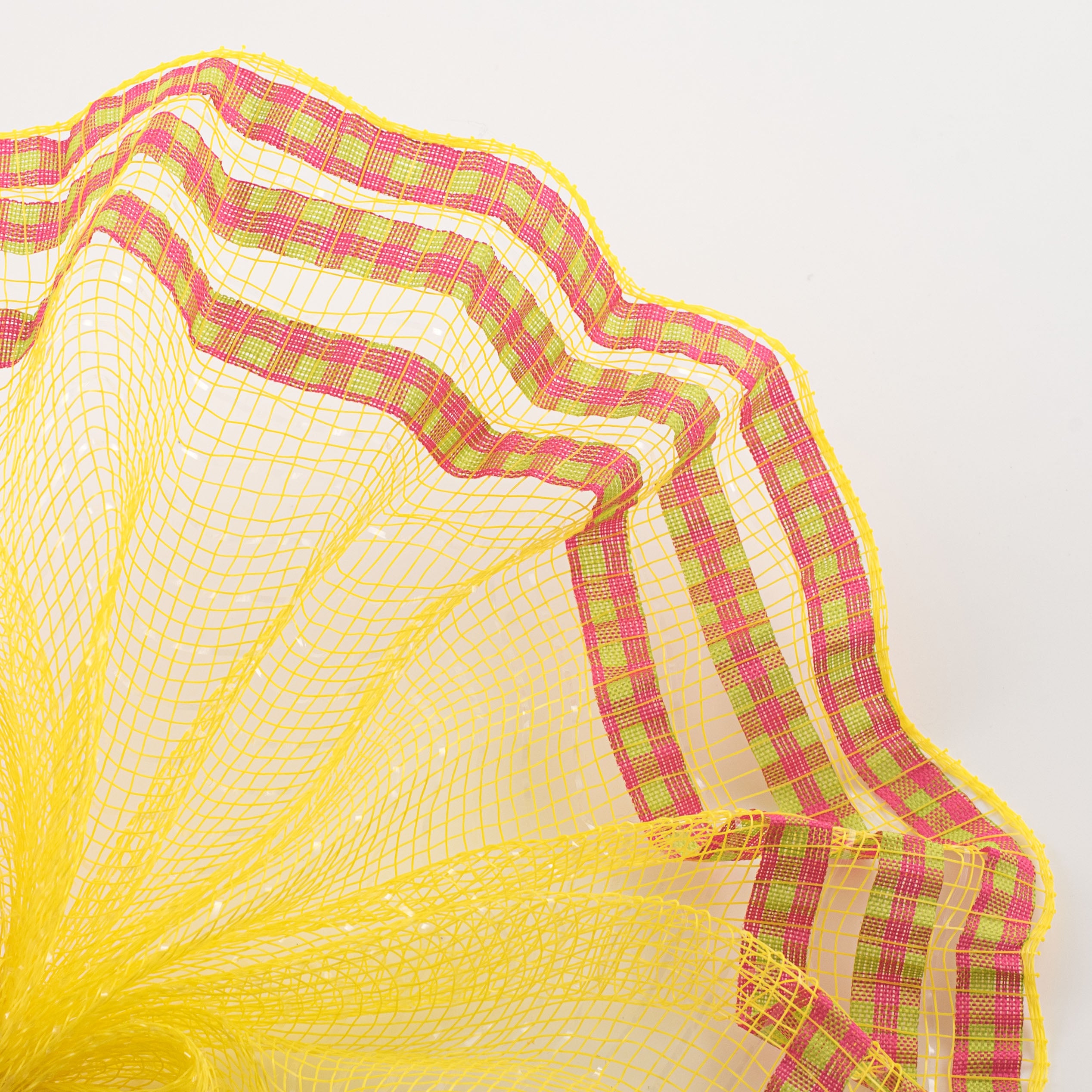 10" Ruffle Patterned Mesh: Yellow Metallic & Spring Plaid Edge