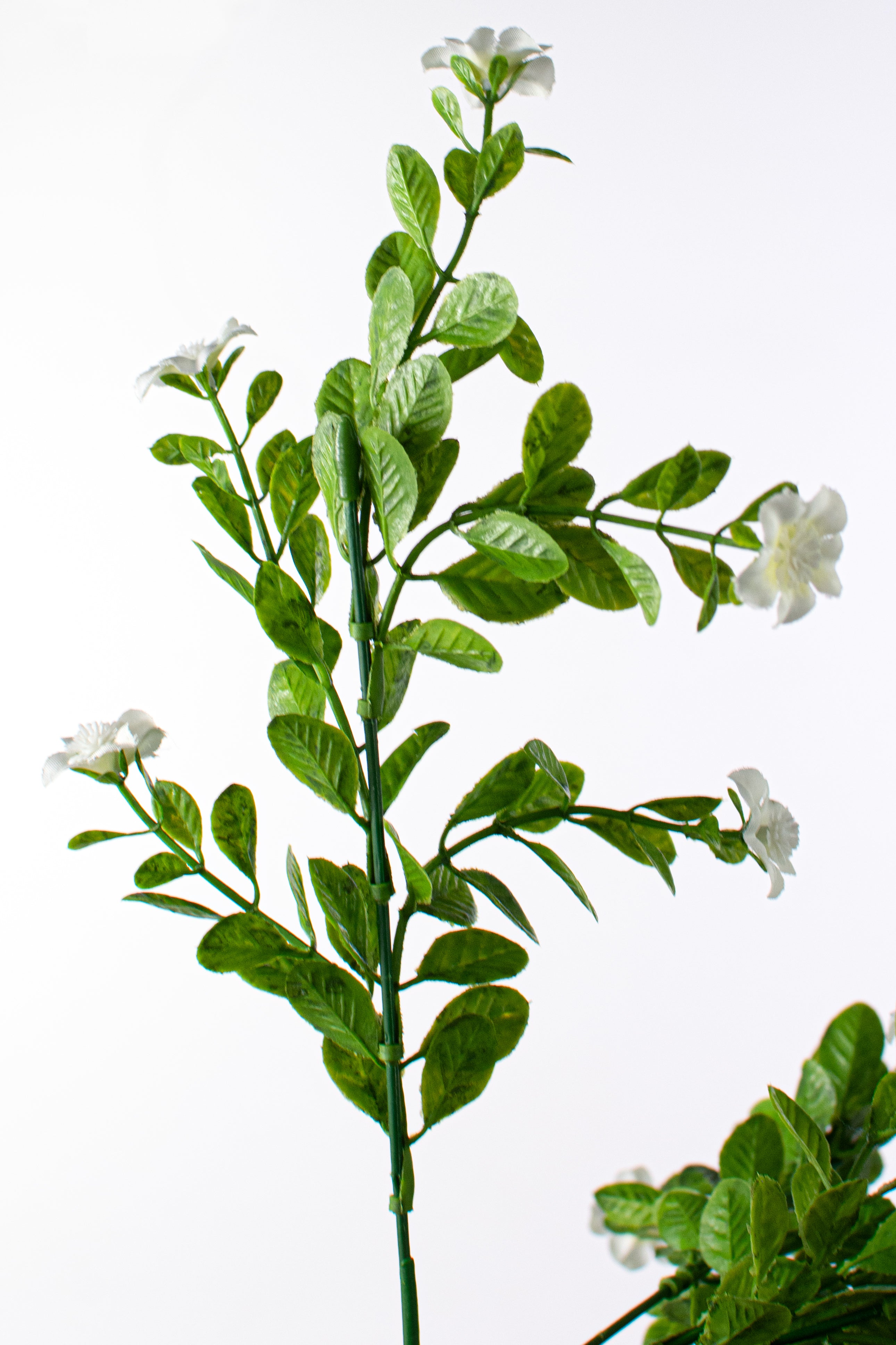 17" Small Flower Filler Bush: White